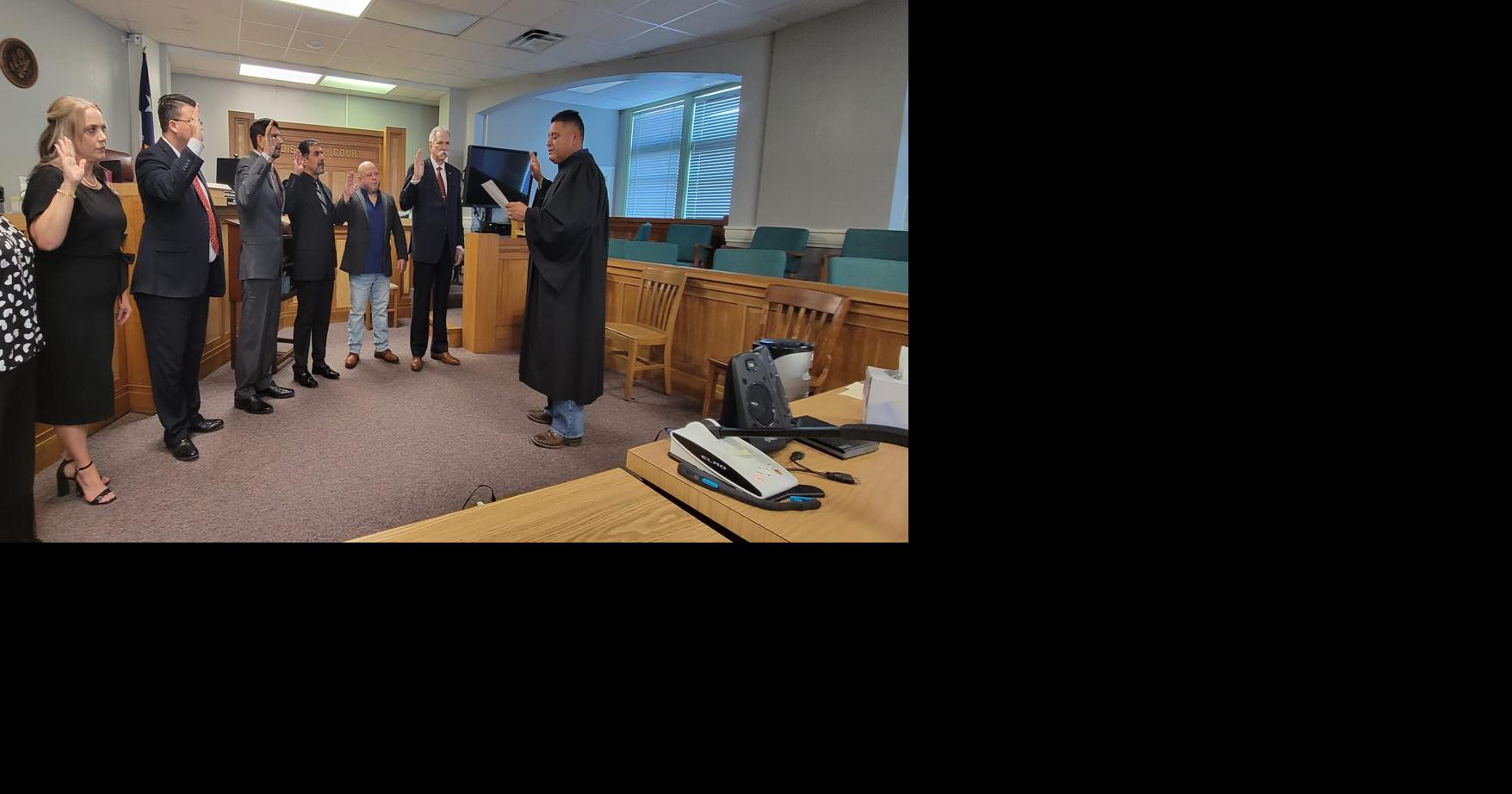 Kleberg County officials sworn into office Jan. 1 | | kingsvillerecord.com