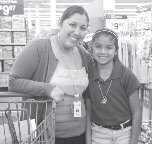 Shop with a Cop builds community ties | | kingsvillerecord.com