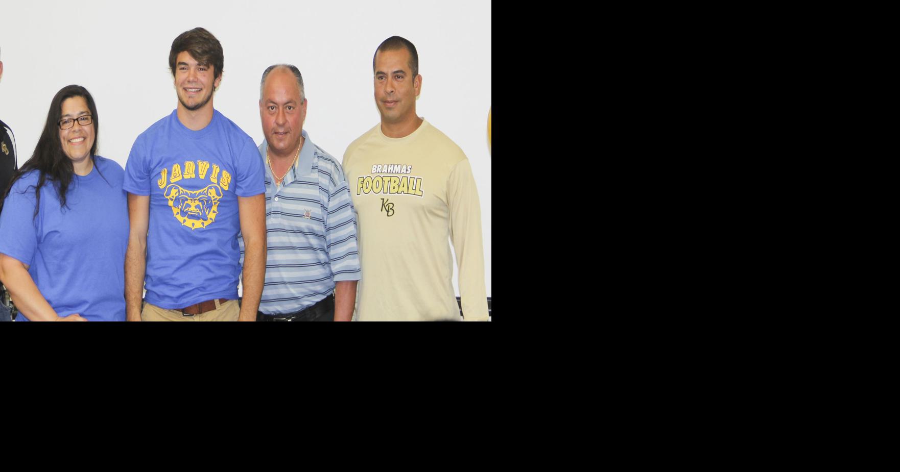 H.M. King’s Garza signs to run college track | Sports ...