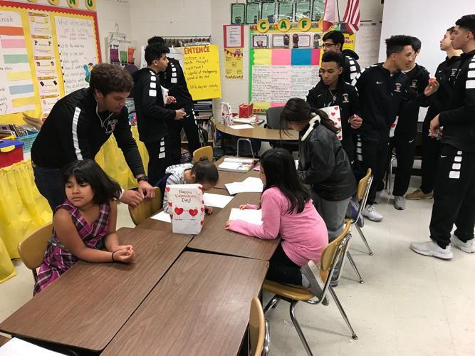 Brahma basketball team visits Harvey, Kleberg elementary schools | News ...