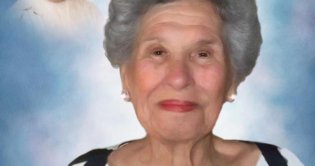 Eudelia Lala Davis Gutierrez | Obituaries | kingsvillerecord.com