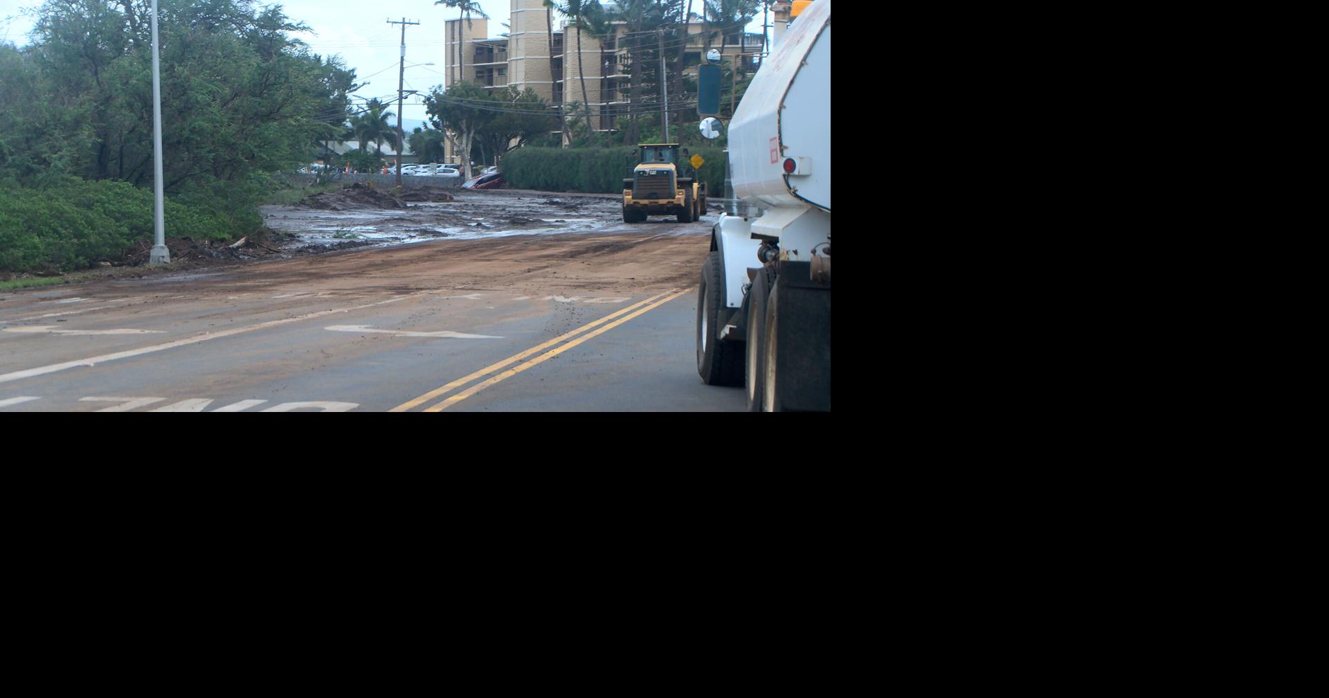 Floods on Maui trap cars, wash away portion of roadway | News | kitv.com