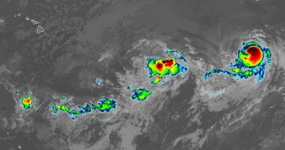 STORM UPDATE | Tropical storm threat looms Near Hawaii as Hurricane ...