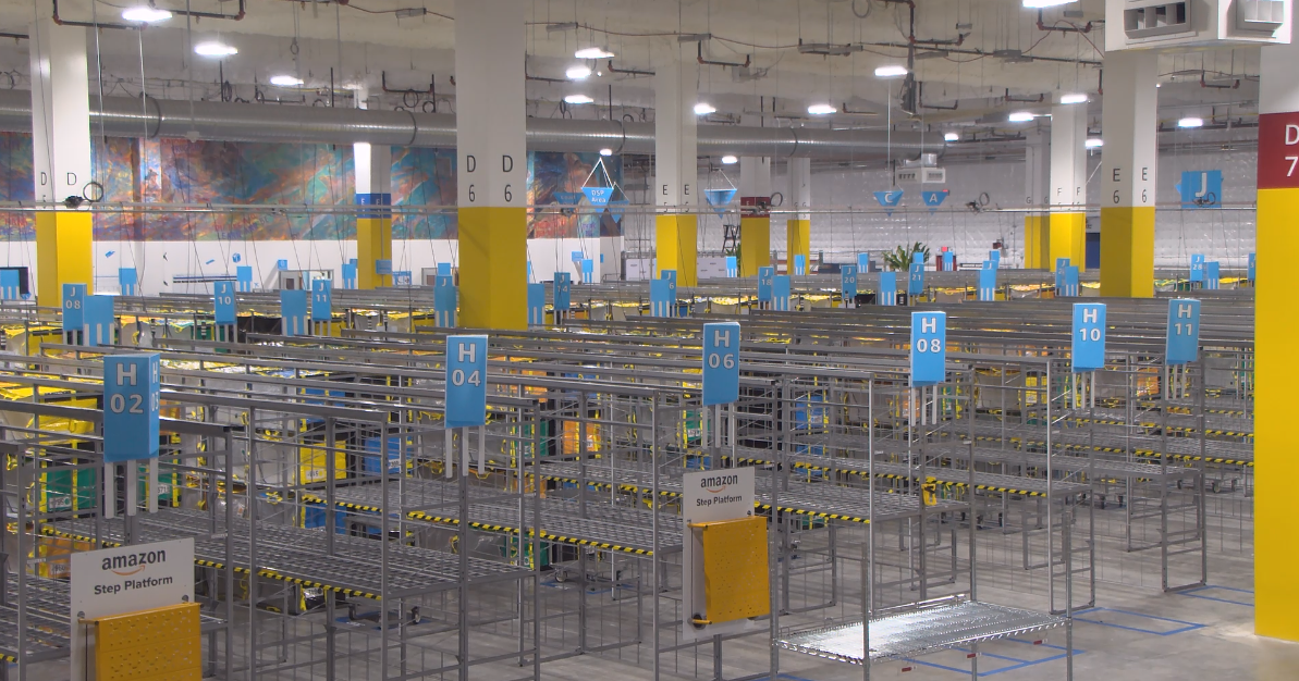 Amazon holds grand opening at new delivery station on Sand Island ...