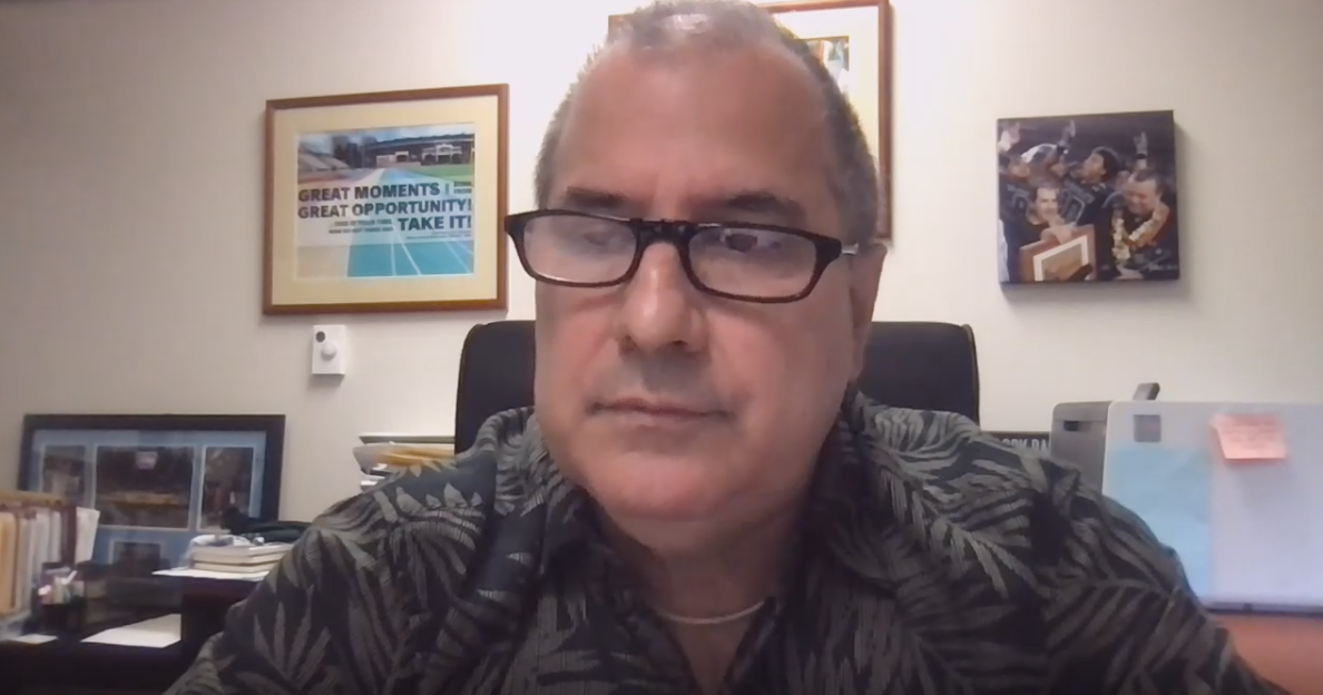 UH AD David Matlin looks to set the record straight on Jones ...