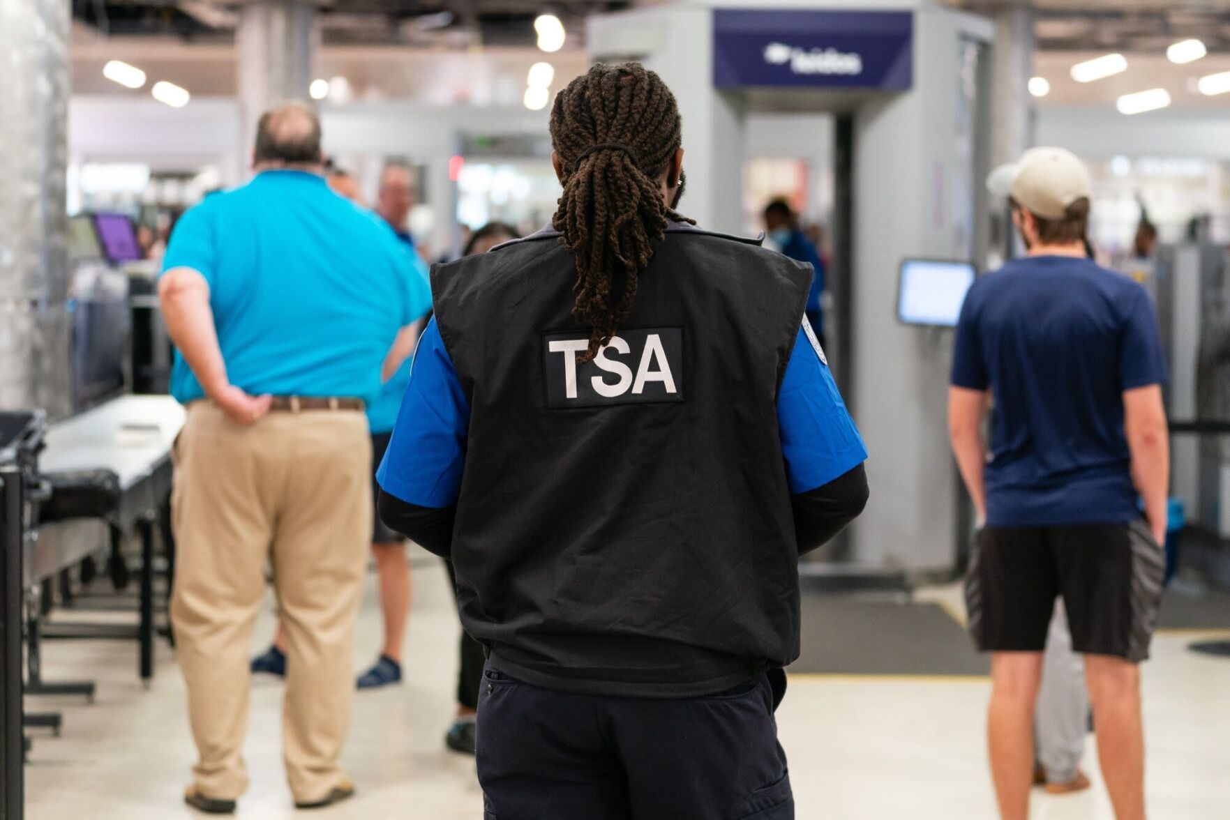 TSA announces REAL ID enforcement to begin May 7, 2025 | Business | kitv.com