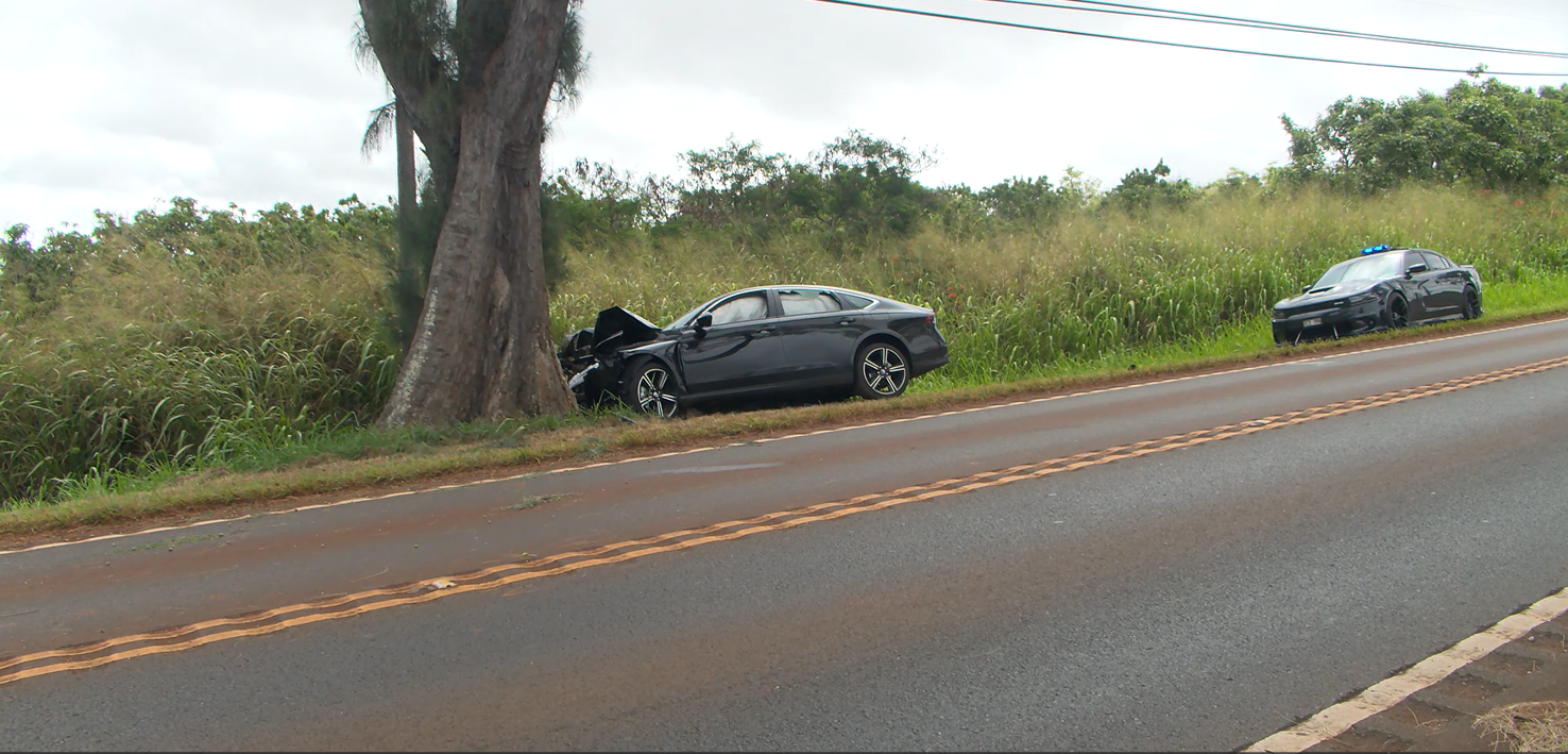 Fatal Waialua car crash prompts road closures | Local | kitv.com