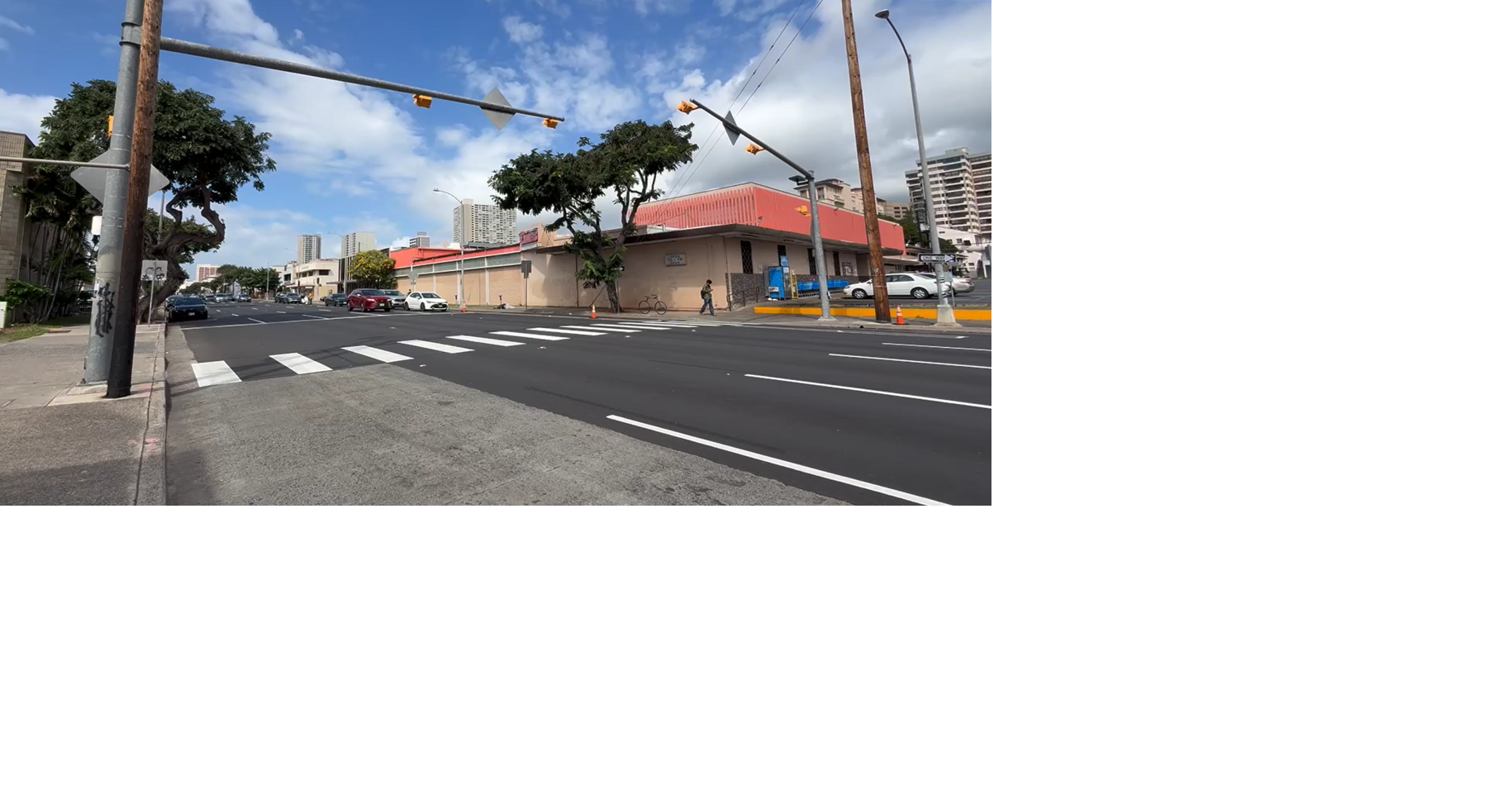 Broken crosswalk lights in Moiliili puts residents at risk | News ...