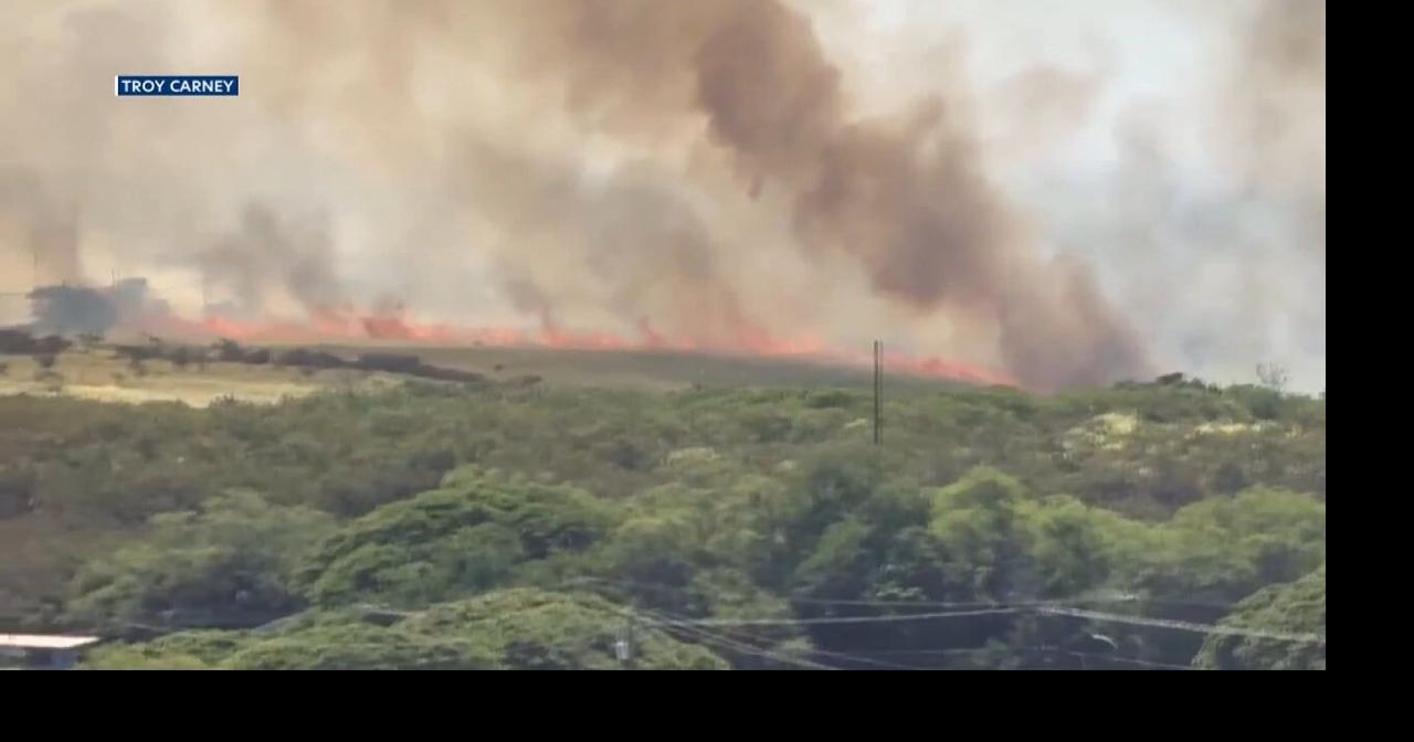 Large, fast-moving brush fire prompts evacuations, road closures, power shutoffs on Kauai ...