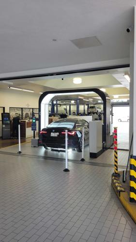 GALLERY | BMW Hawaii unveils AI-powered vehicle inspection tech ...