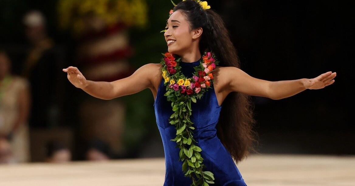 Faith Lynn Kealohapauʻole Paredes named Miss Aloha Hula 2026 | News ...