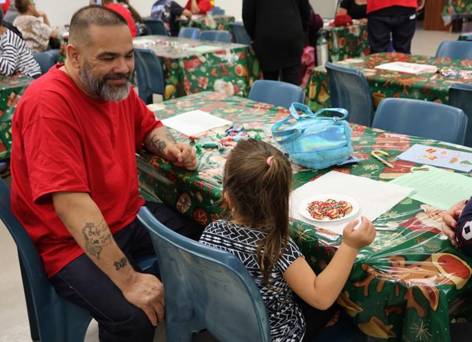 Waiawa inmates unite with families during holiday Keiki Day event ...