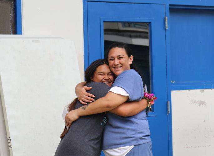 Keiki celebrate late Mother’s Day with moms at Oahu Correctional Center ...
