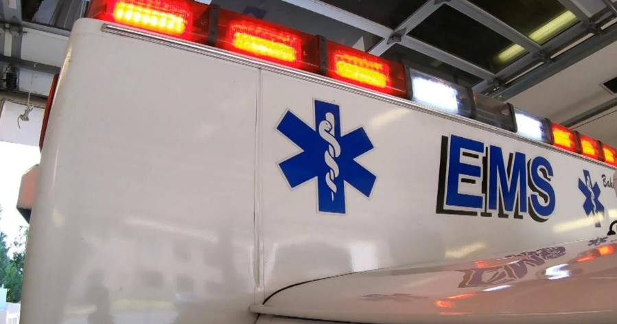 Man rushed to emergency room from Halawa rollover crash | News | kitv.com