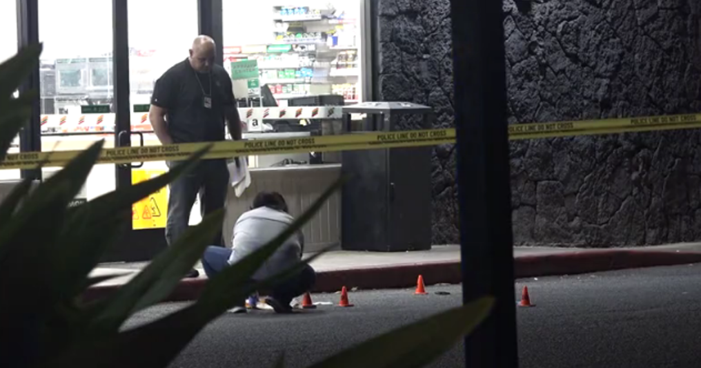 Man loses hand following 'sword attack' at Waikiki 7-Eleven, suspect ...