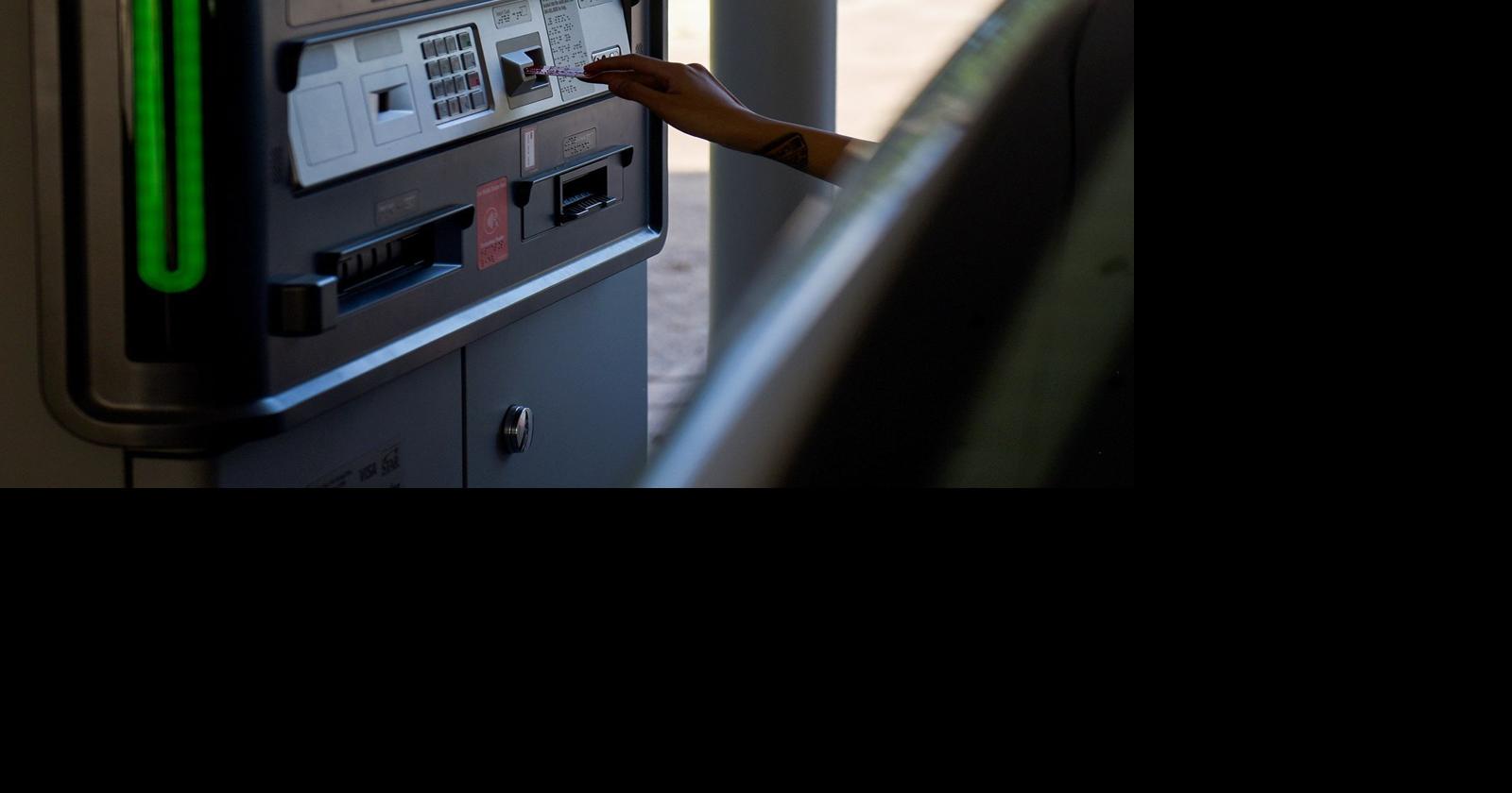 Bank deposit delays: Some customers still haven’t been paid | Business ...