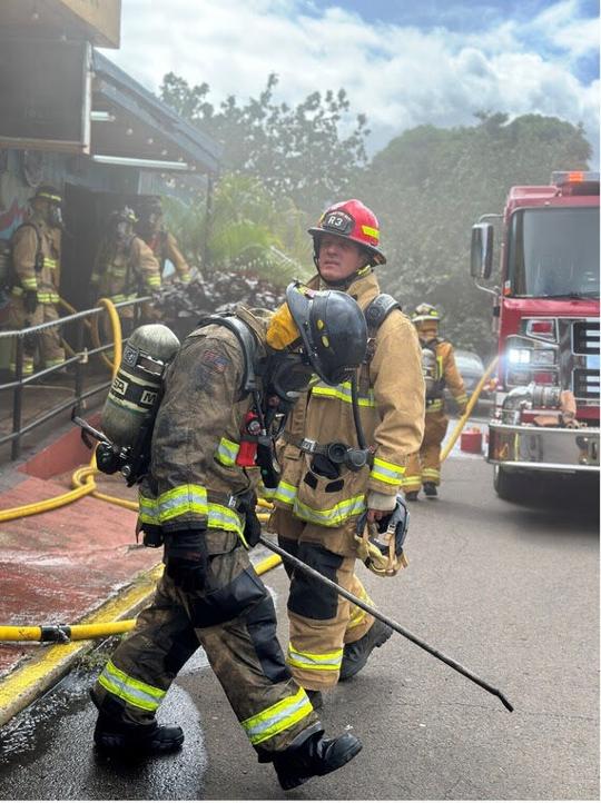 Kauai firefighters extinguish a building fire in Lihu'e | Local | kitv.com