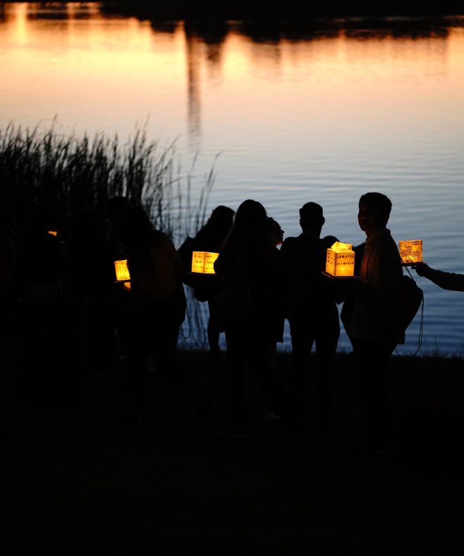 Shinnyo Lantern Floating Ceremony returns to Ala Moana Beach for ...