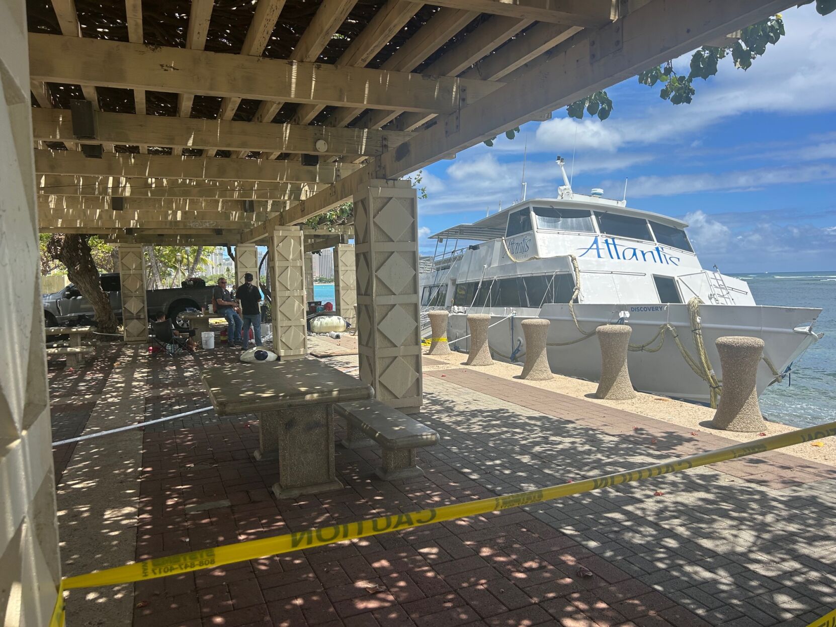 Atlantis Adventures' boat that ran aground at Kewalo Basin could be ...