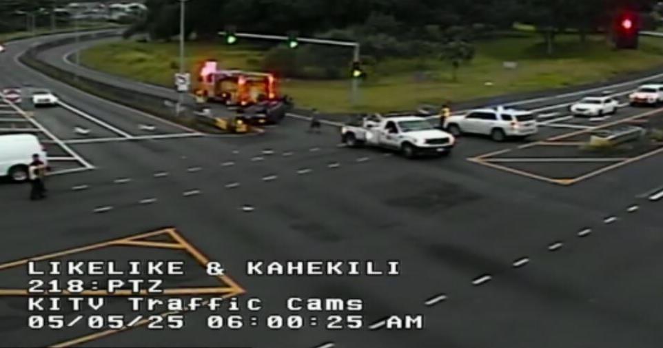Overturned car removed from Likelike Highway in Kaneohe; all lanes ...