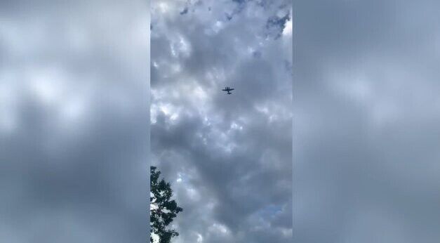 Pilot arrested after threatening to crash plane into Mississippi ...