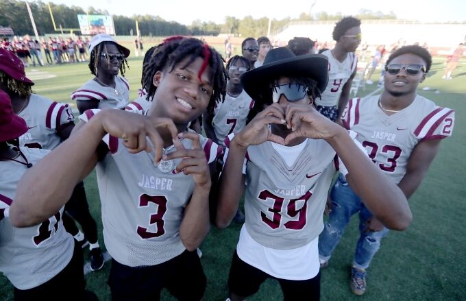Jasper High School student athletes unveiled at Meet the Bulldogs ...