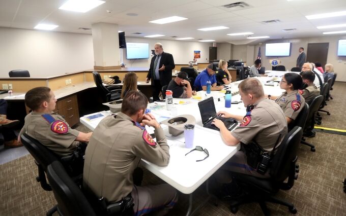 Local law enforcement officers study DWI traffic stop tactics | Local ...