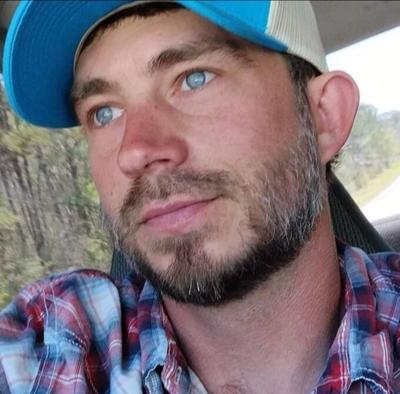 Matthew Carr | Obituaries | kjas.com