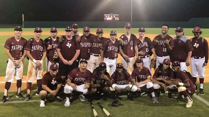 Jasper lands nine players on 2018 All-District Team | Local News | kjas.com