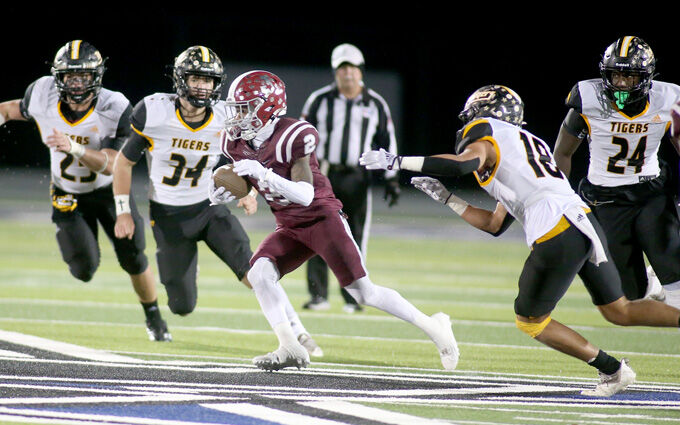 Jasper exits playoffs in first round 31-15 loss to Sealy | Local News ...
