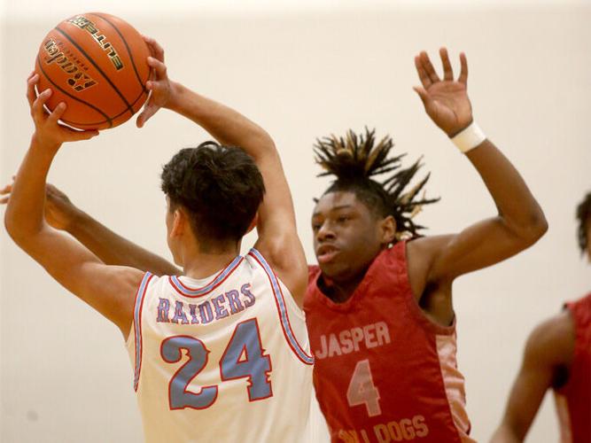 Jasper slips past Lumberton to win Woodville Basketball Tourney ...