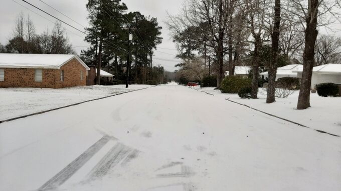 Photos of snow in Jasper, Port Arthur, and Beaumont from the ground ...