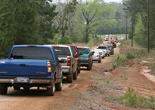 Leaking truck forces road closure and evacuation | Local News | kjas.com