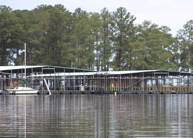 Large marina breaks loose at Rayburn during Wednesday morning storm ...
