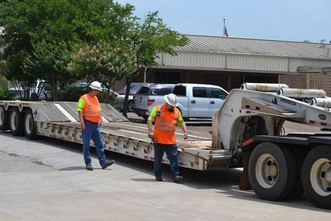 TXDOT workers prepping | Local News | kjas.com