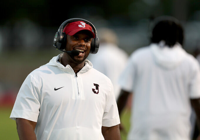 Dawgs Fall In Dirty Laundry Bowl | Local Sports | kjas.com