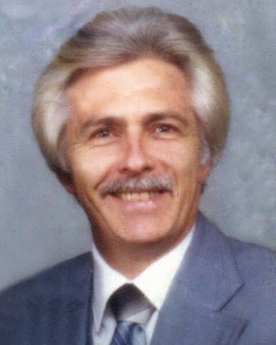 Robert C. "Bob" Wright | Obituaries | kjas.com