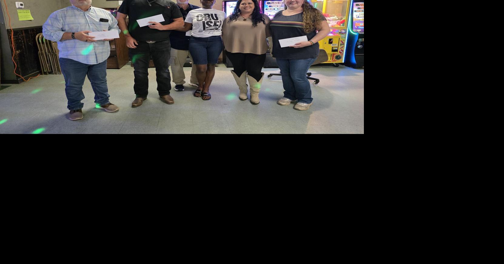 STUMP RESTAURANT ANNUAL KARAOKE CONTEST WINNERS | Civic Events | kjas.com
