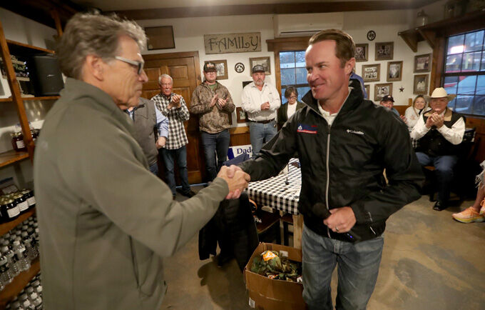 Governor Perry comes to Jasper to stump for House Speaker Phelan ...