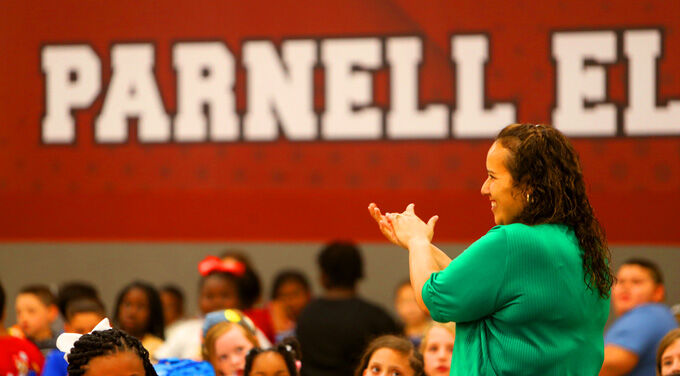 Thursday was first day of school at Parnell Elementary | Local News ...