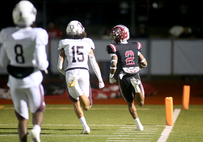 Dawgs drop heartbreaker to rival Silsbee Tigers by 3 points | Local ...