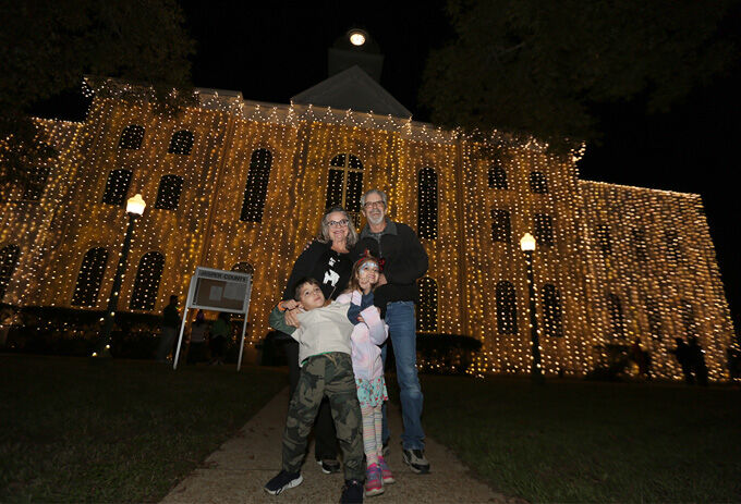 It was the lighting of the lights and more | Local News | kjas.com