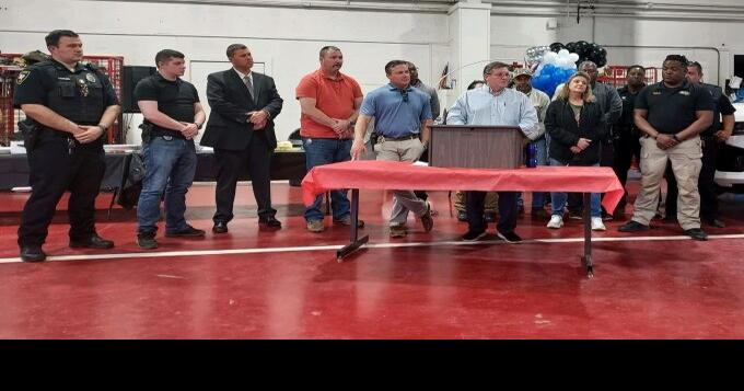 031924 Gerald Hall Retirement 03.jpg | | kjas.com