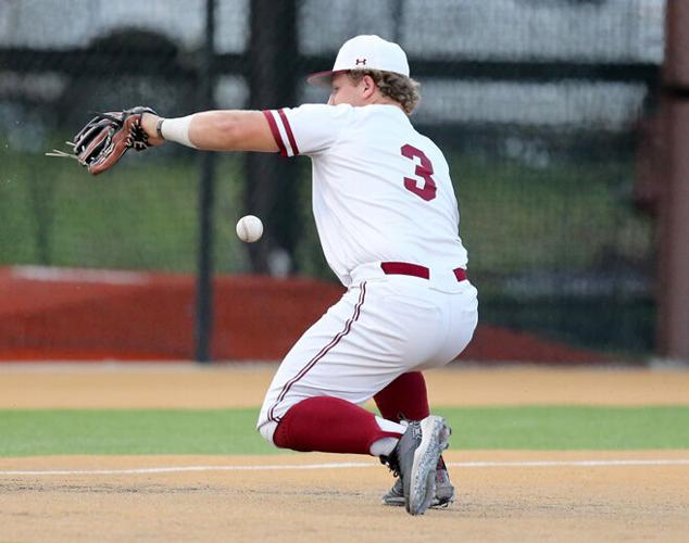 Dawgs Loss Ends Playoff Hopes | Local Sports | kjas.com