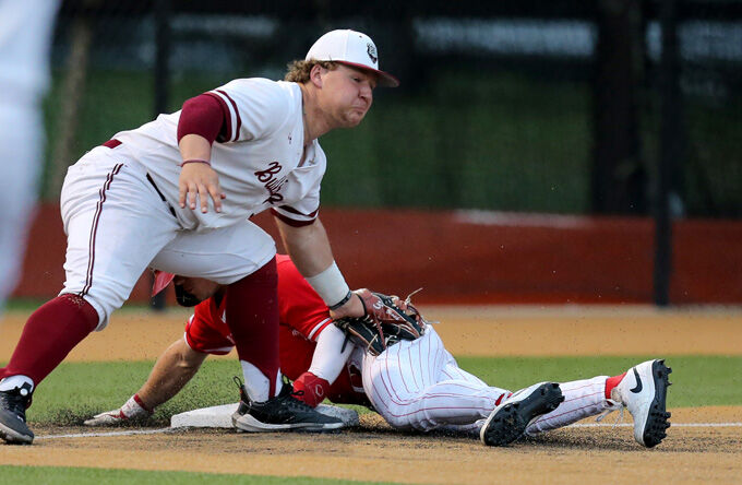 Dawgs Loss Ends Playoff Hopes | Local Sports | kjas.com