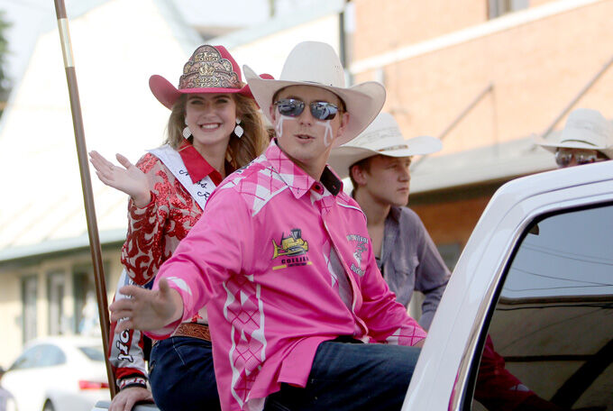 Jasper Rodeo Parade winds its way through downtown Jasper | Local News ...