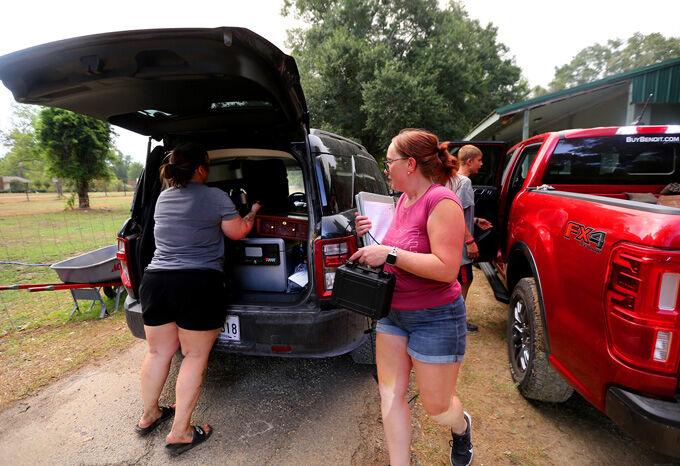 MANDATORY EVACUATION for Merryville, LA as wildfire encroaches | Local ...