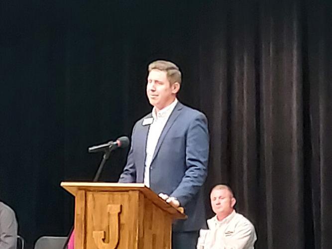 The candidates come out to speak to the people | Local News | kjas.com