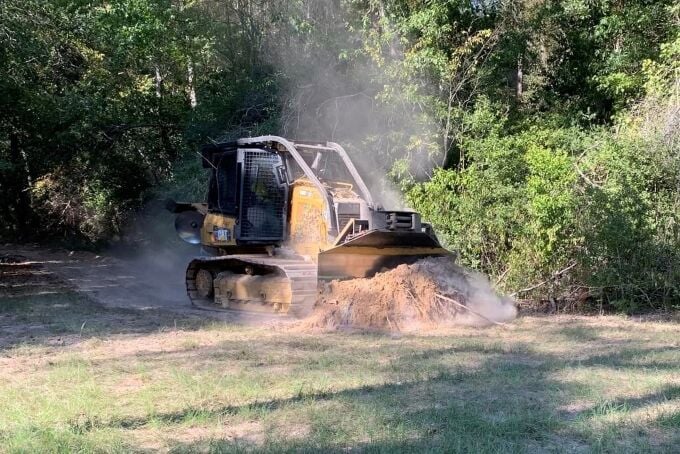 Wildfire burned close to home of former NFL star Eugene Seale | Local ...