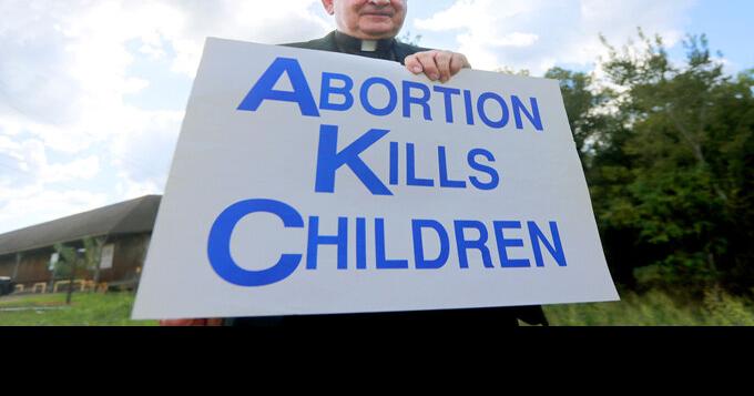 Local pro-life activists call attention to abortion | Local News | kjas.com